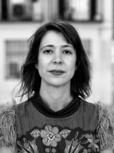 Aixa de la Cruz: “Se ha escrito mucho sobre Euskadi desde Euskadi ...