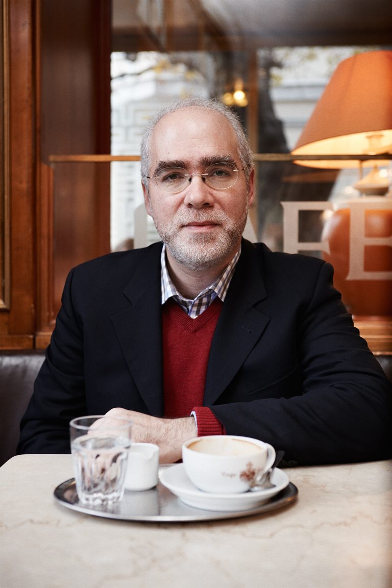 Vladimir Vertlib: "Para sobrevivir en la sociedad estalinista no podías ...