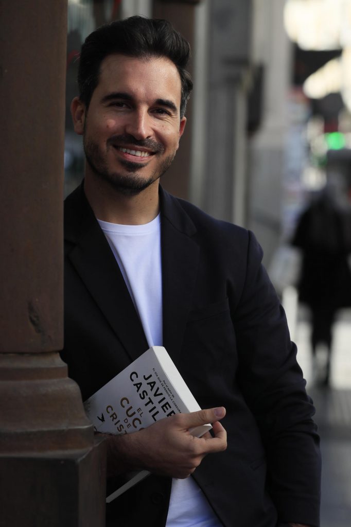 Javier Castillo: "Con un thriller te emocionas muchas veces" - Zenda