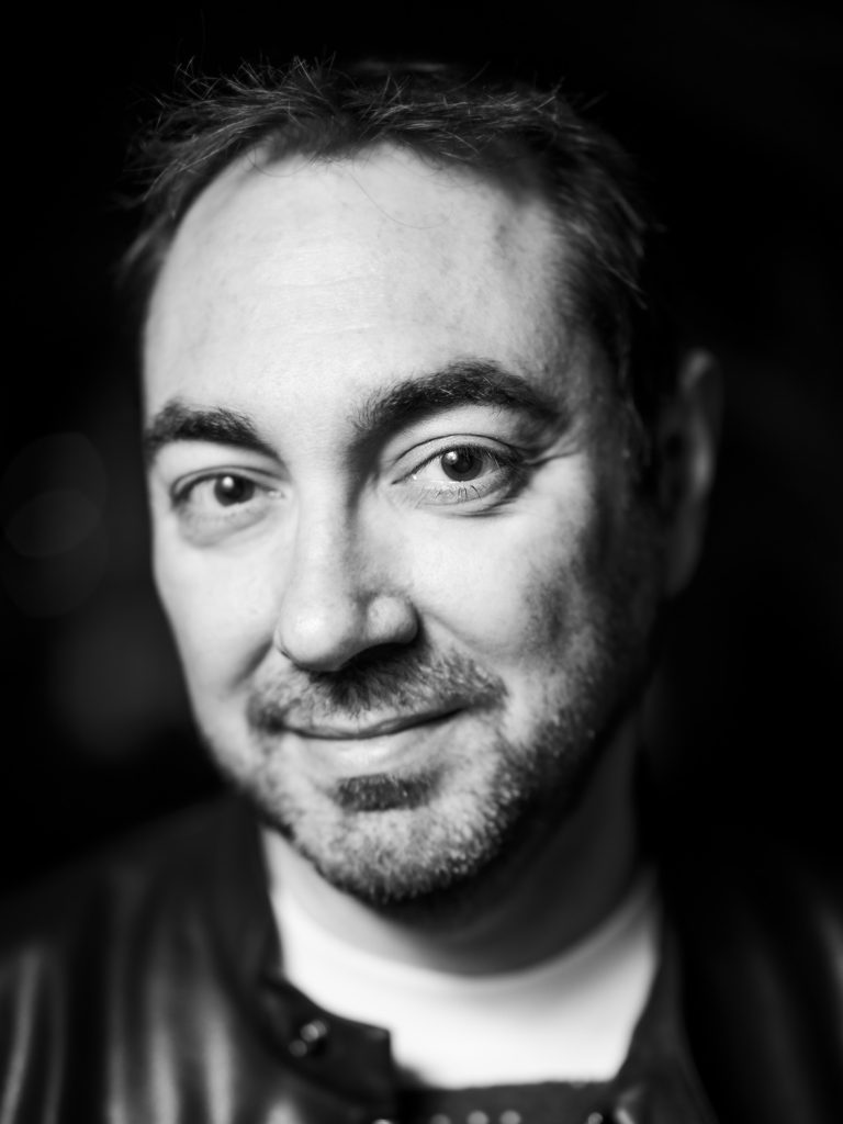 Nando López: "La literatura nos ayuda a no rendirnos" - Zenda