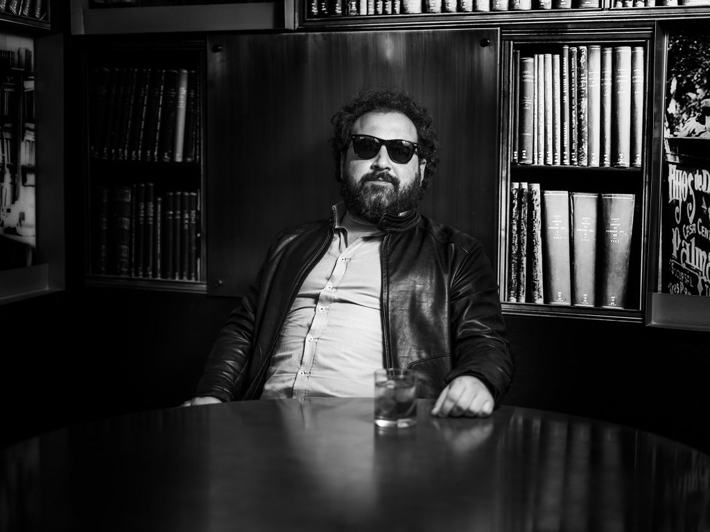 José F. Peláez: "Escribiendo uno tiene que ser el puto amo" - Zenda