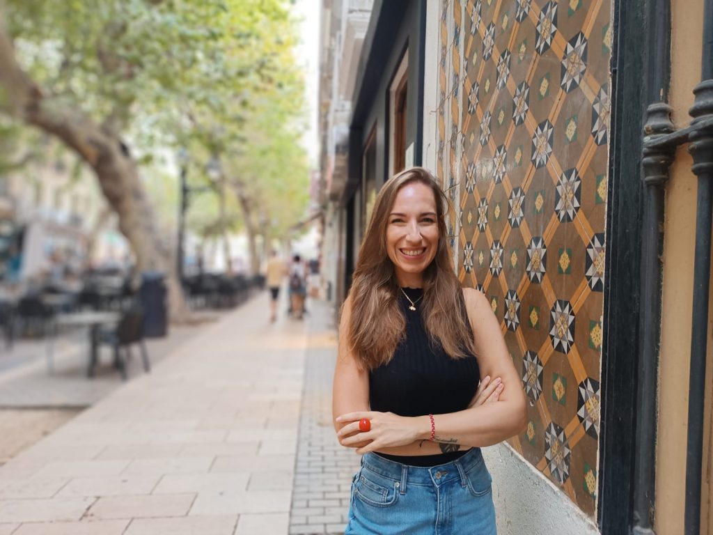 5 poemas de Son tormentas, de María Paredes - Zenda