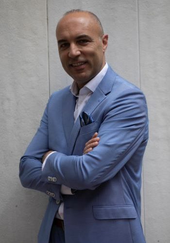 Javier Más, autor en Zenda