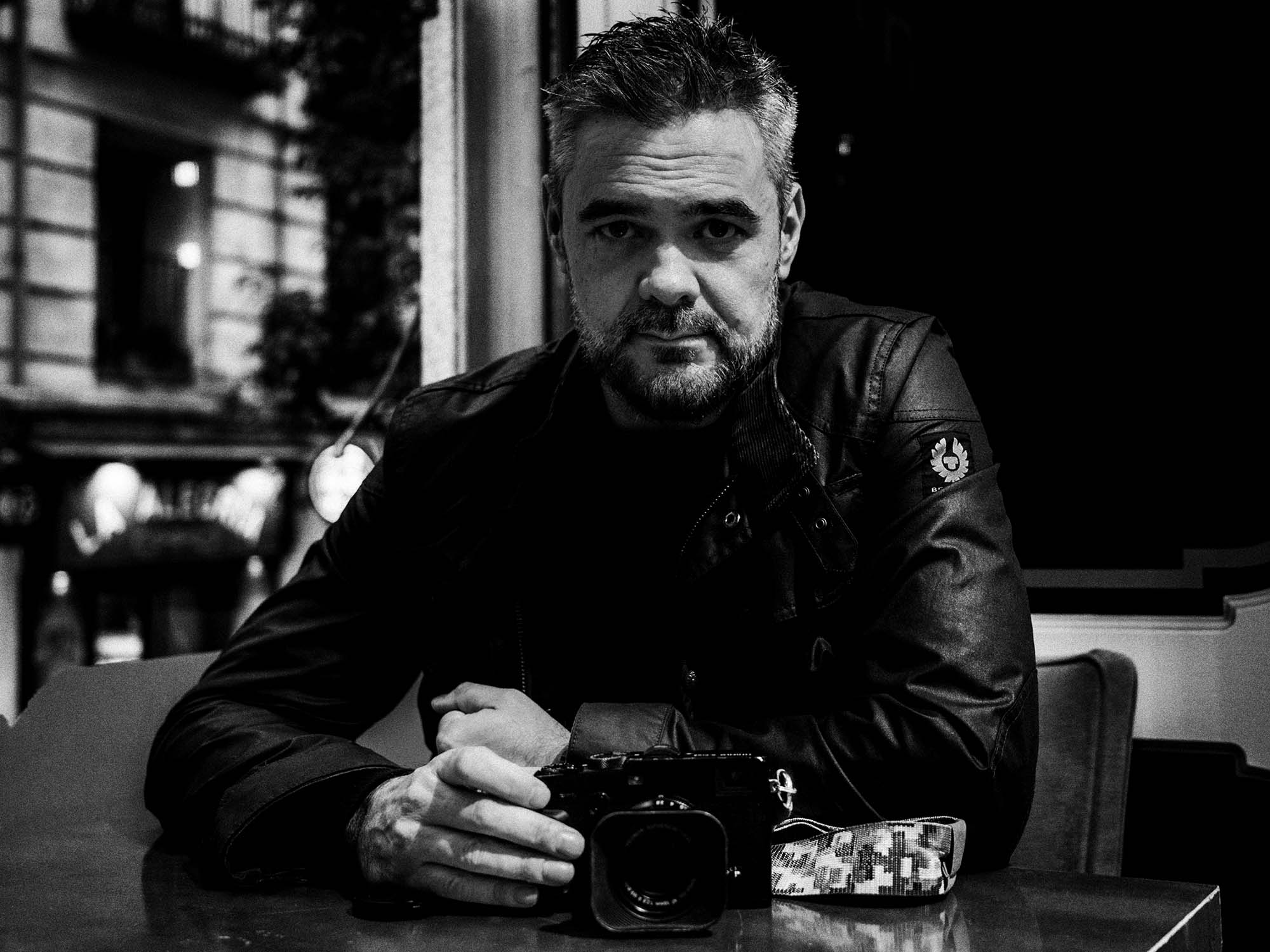 Alberto Rojas: Así vive la guerra un periodista - Zenda