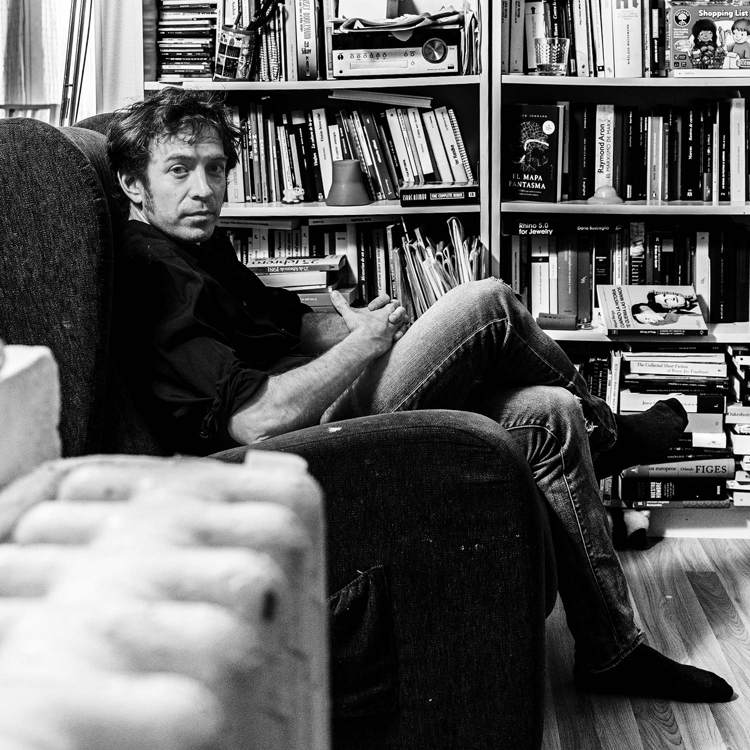 Daniel Gascón: “Las ficciones que no se presentan como tales son ...